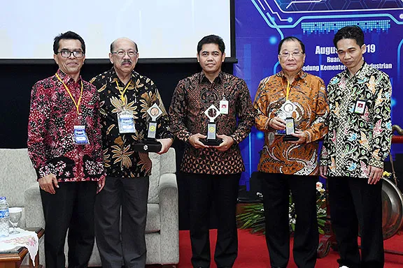 Cetak SDM Kompeten, Kemenperin Selaraskan Dunia Pendidikan dan Industri | Makro | Prolegal News