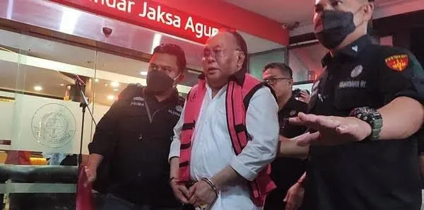 Anggota DPR Ismail Thomas Didakwa Palsukan Dokumen Izin Tambang | Pidum | Prolegal News